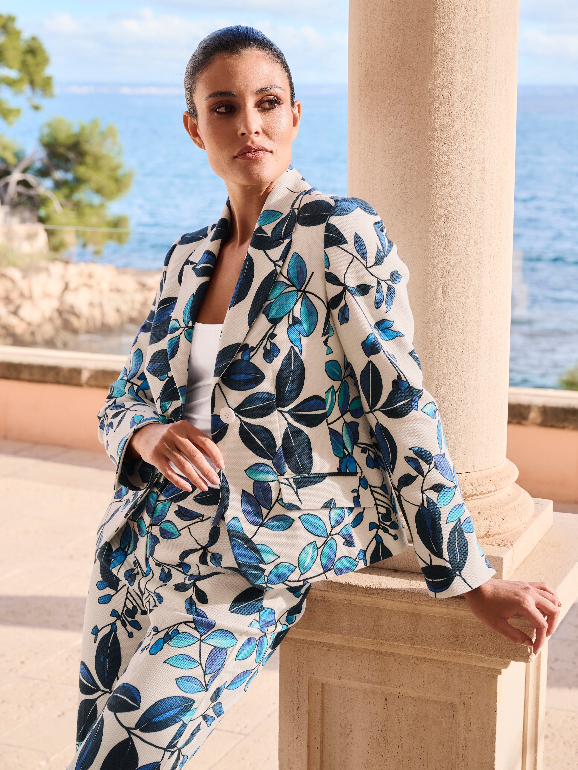 Blazer mit floralem Muster in marine