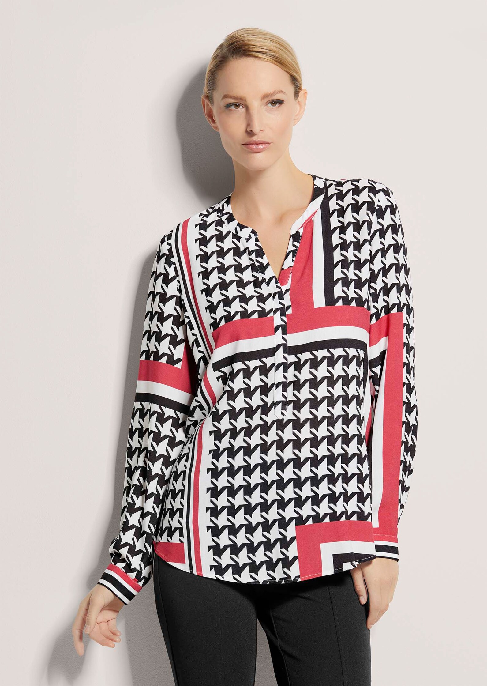 Tunika-Bluse in rot / weiß / schwarz | MADELEINE Mode